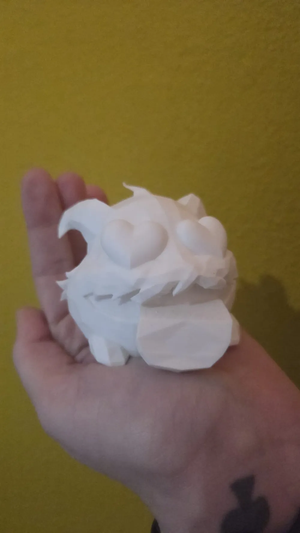 Poro with heart eyes - Free 3D Print Model - MakerWorld