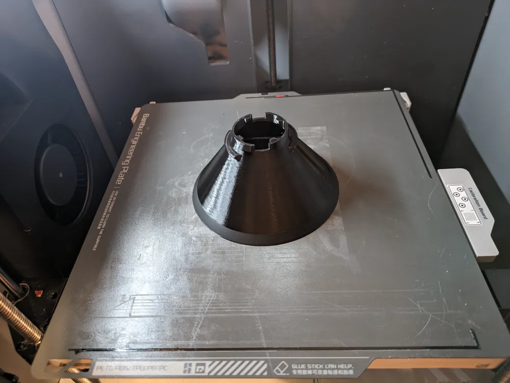 Funnel with locking collar for Mk. 7 Volkswagen by Daniel Pile - MakerWorld