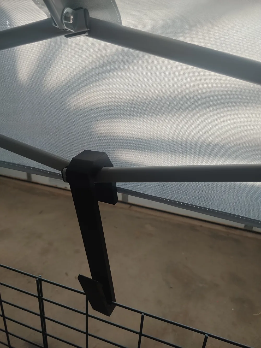 Vendor Display Gridwall To Pop-up Hangers by Big-D-SyneS MakerWorld ...