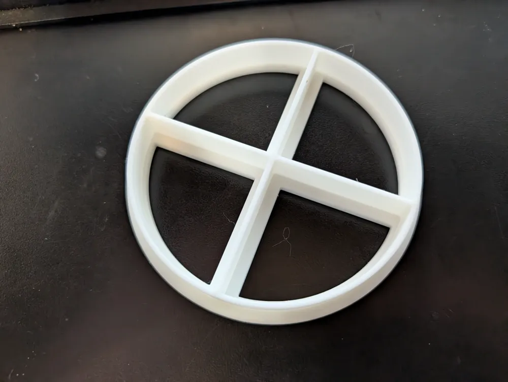 Simple Cookie Cutter that divides in fractions by Chez Boss - MakerWorld