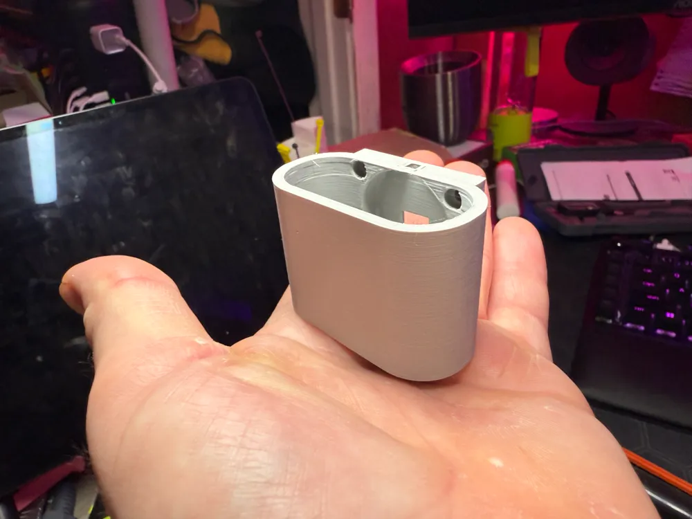 Airpod 4 Wireless Charging Desk Mount by PooreGeek MakerWorld: Download ...