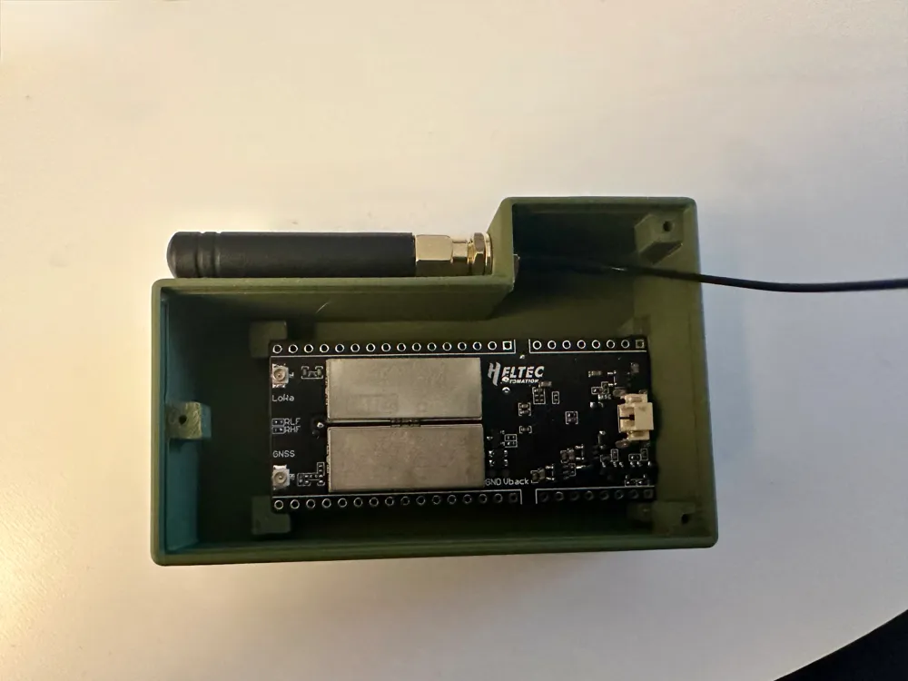 Meshtastic Tracker Case + 3000mah Battery by Jonathan_Sto - MakerWorld