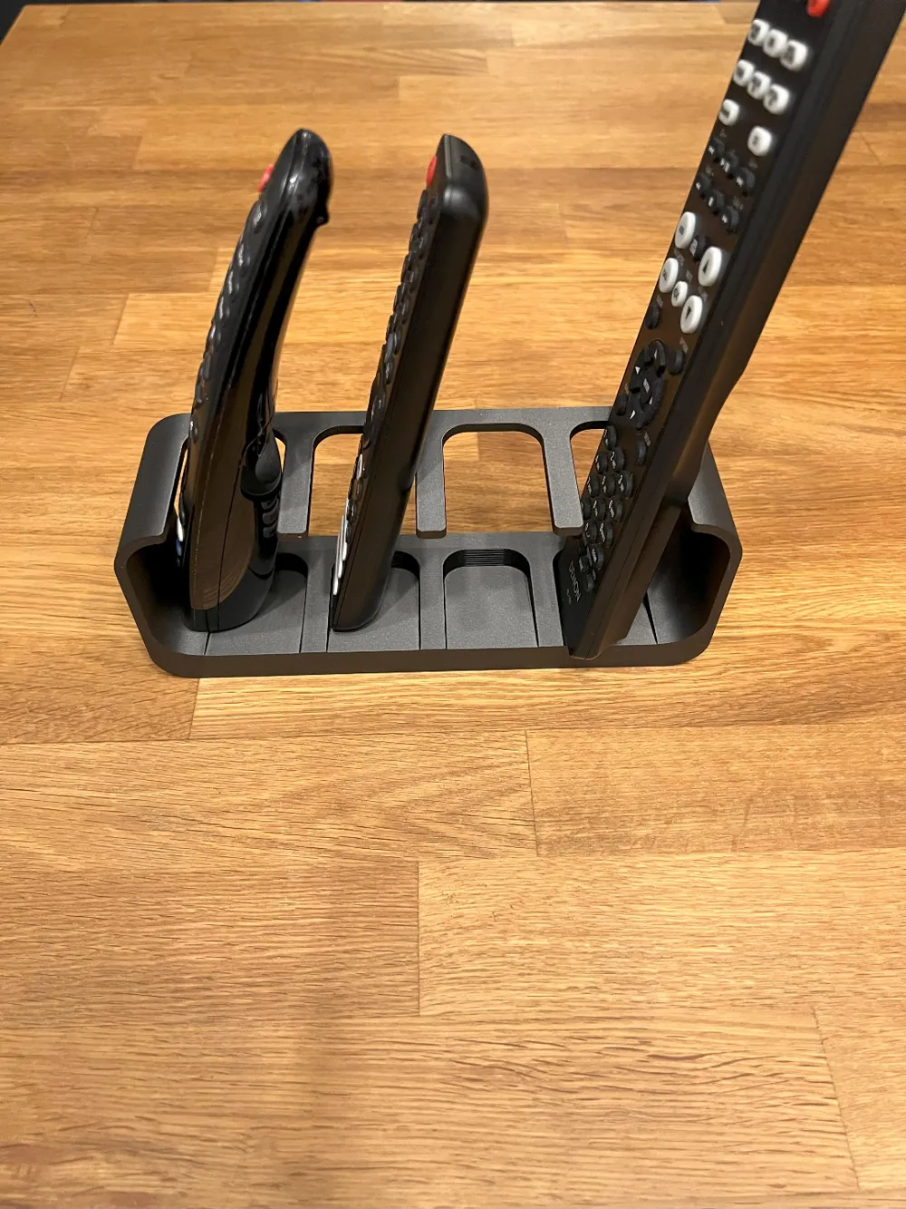 FOUR simply modern Remote Holder by Sir_Stigma - MakerWorld