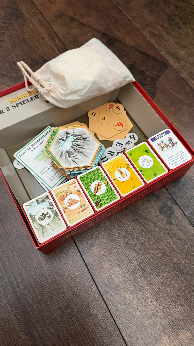 Settlers of Catan Card Box by ErraMakerWorld: Download Free 3D Models