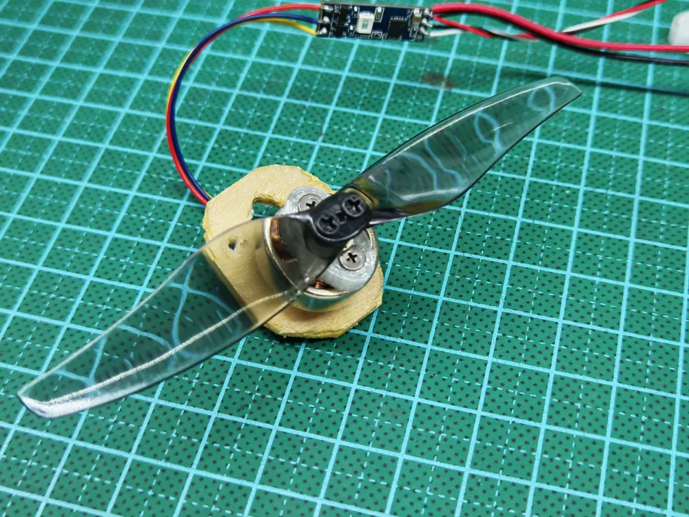 1503 propeller adapter, uses screws from the original 1503 folding ...