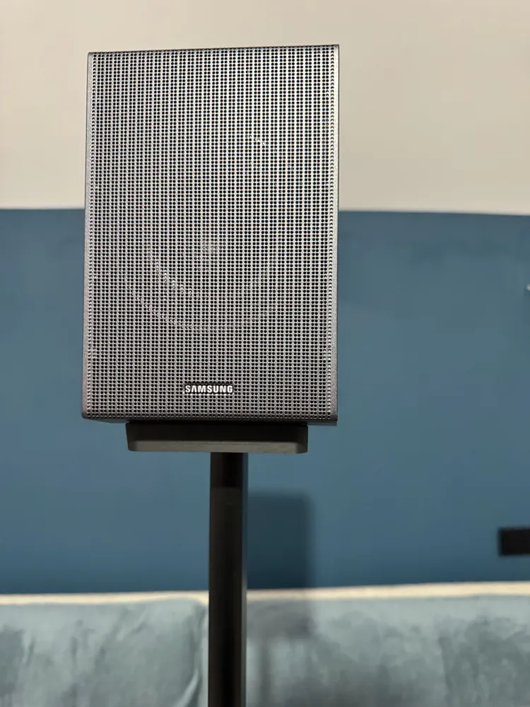 Support d'enceinte arrière Samsung Q990F pour pied Maclean - Modèle d ...