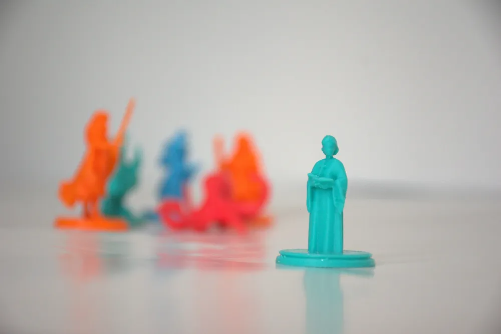 Female Cleric DND Miniature - Free 3D Print Model - MakerWorld