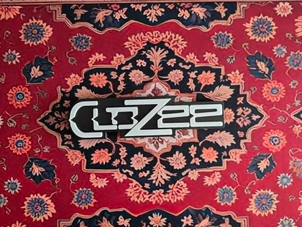 Clozee Word Pendant - Free 3D Print Model - MakerWorld