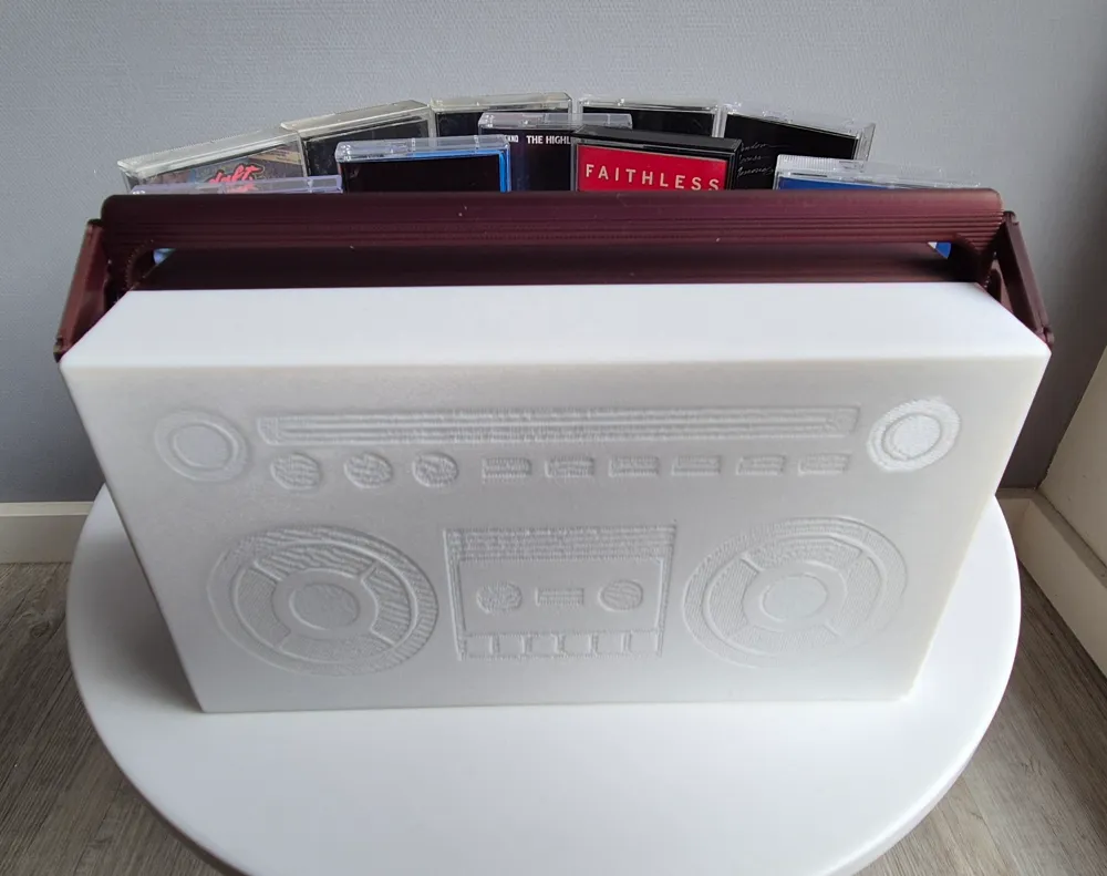 Cassette CarryBox – Retro Tape Display Case by DjJoris - MakerWorld