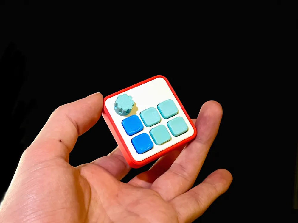 Button click- Fidget toy - customizable - Free 3D Print Model - MakerWorld