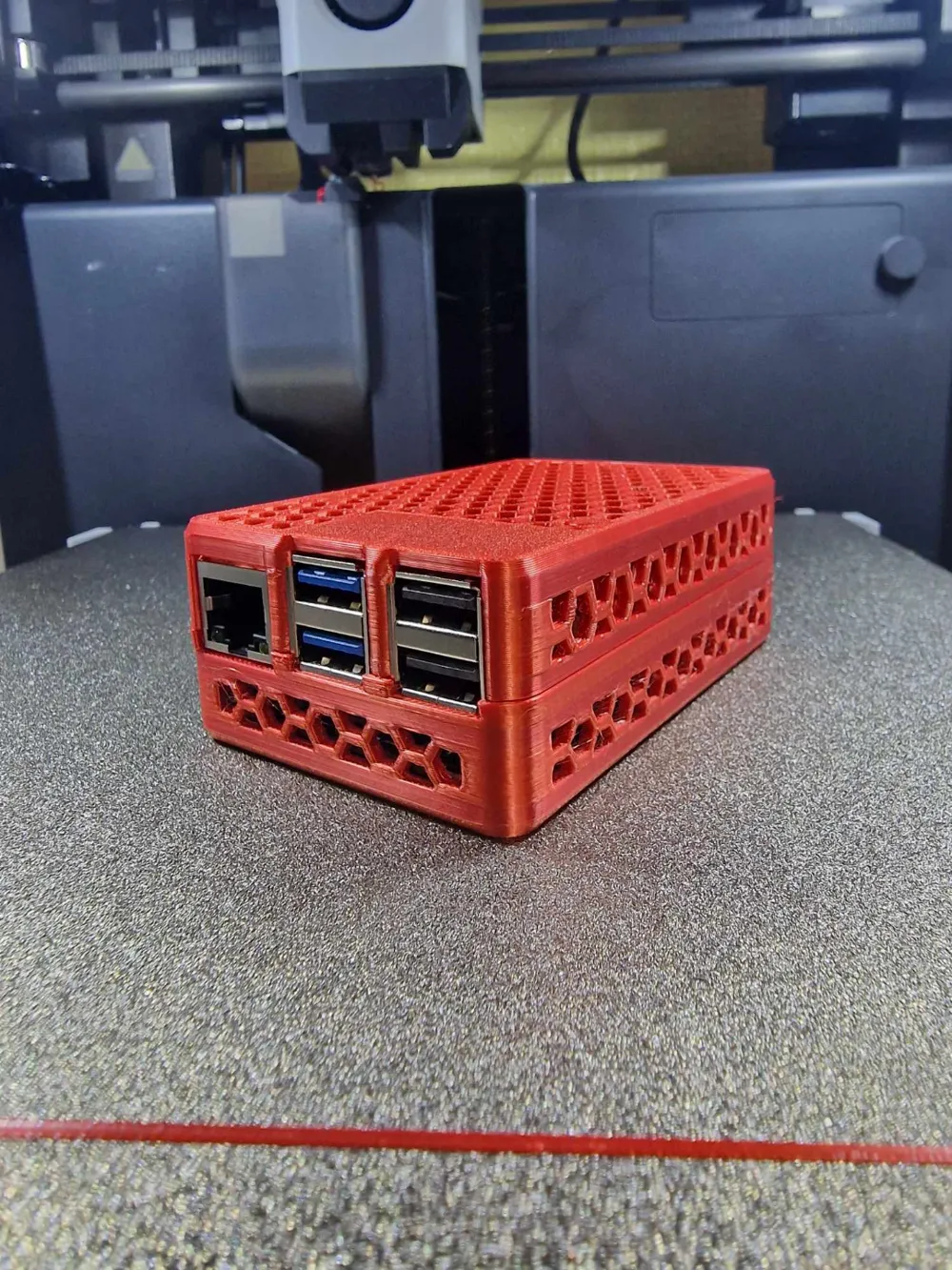Raspberry Pi 5 Pimoroni Nvme Case v1 remix Remixed by scooterb415 ...