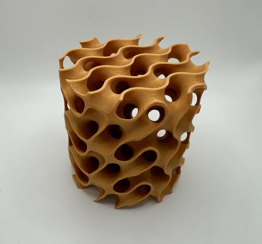 Gyroid Cylinder by filthyrake - MakerWorld