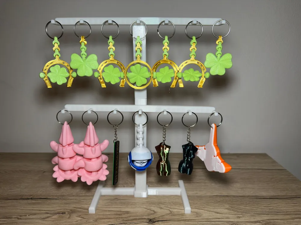 Keychain display stand - Free 3D Print Model - MakerWorld