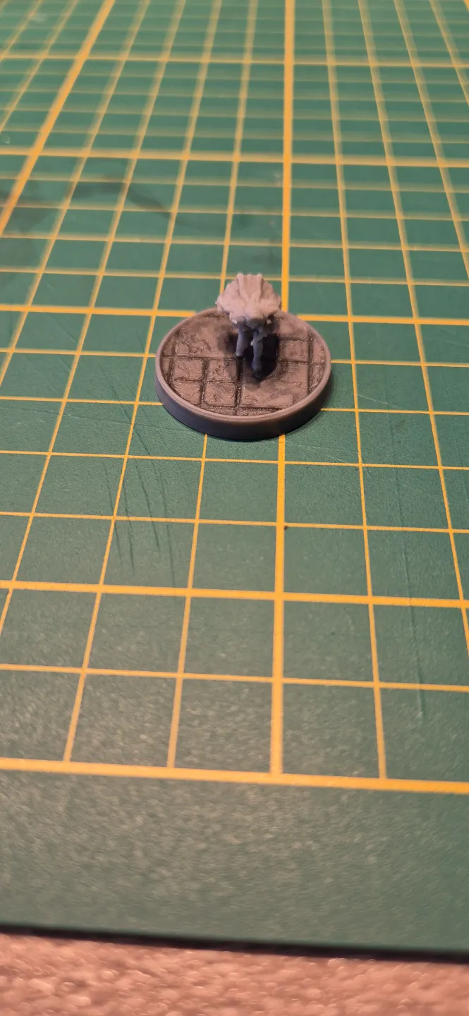 DnD Miniature Halfling Rogue 25mm scale by Xekiridu - MakerWorld