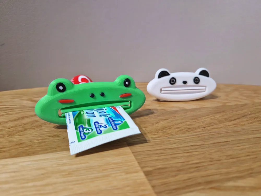 Fun Frog and Panda Toothpaste Squeezers by DPJRodrigues - MakerWorld
