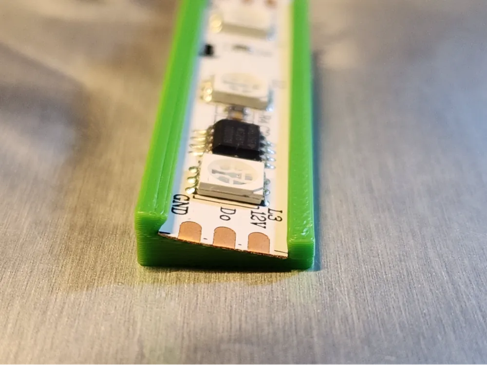 Simple shelf Led profile - 10° angle - slide in by Keralots - MakerWorld