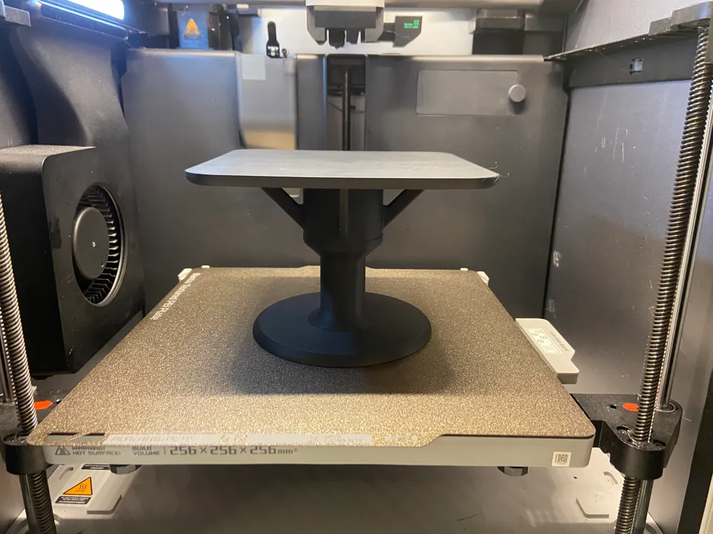 Rotating Display Table Square - Free 3D Print Model - MakerWorld