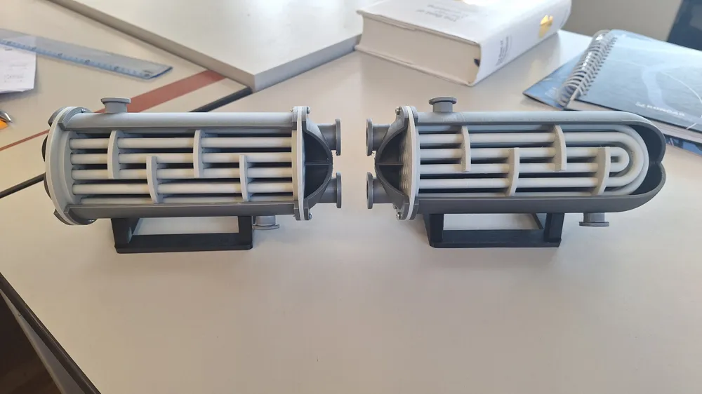 Shell and Tube heat exchanger by Jonas Neugebauer MakerWorld: Download ...