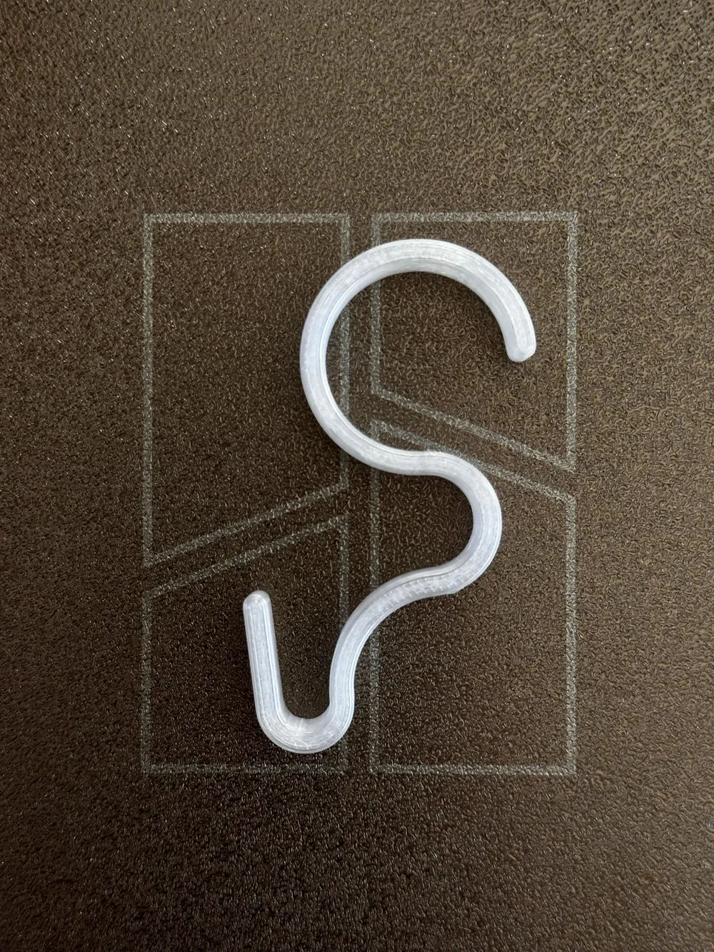 Cintre Simple pour Peignoir - Modèle d'Impression 3D Gratuit - MakerWorld