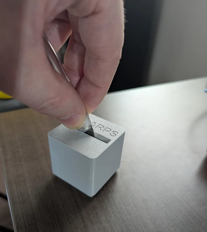 Gridfinity 1x1 "sharps" container by Alaorath - MakerWorld