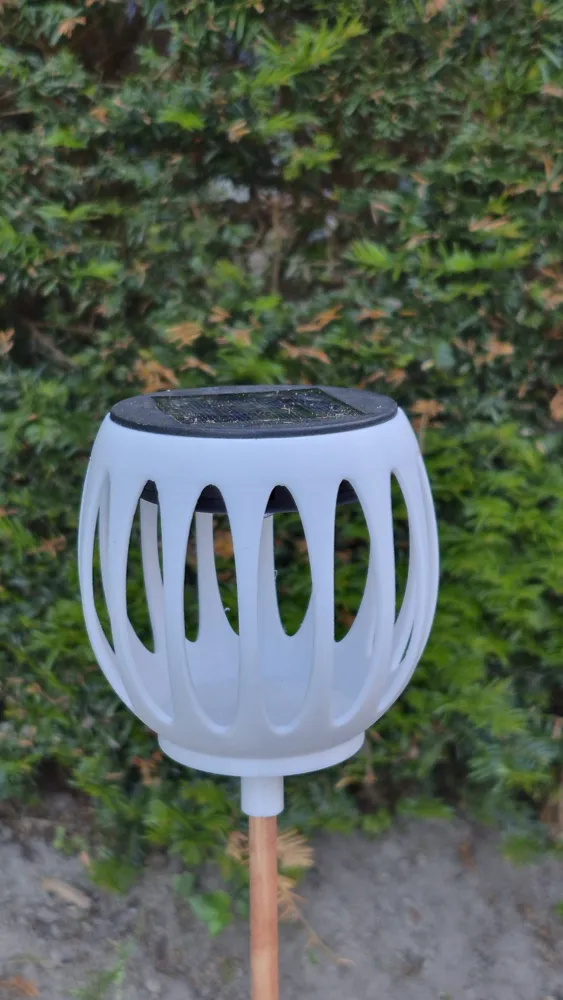 Solar -Gartenlicht mit Halterung – Kostenloses 3D-Druckmodell – MakerWorld