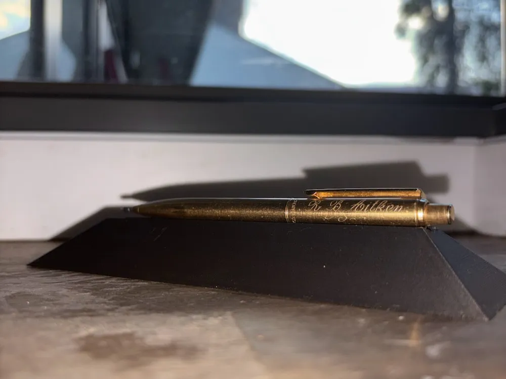 pyramid pen stand by maxy8ken - MakerWorld