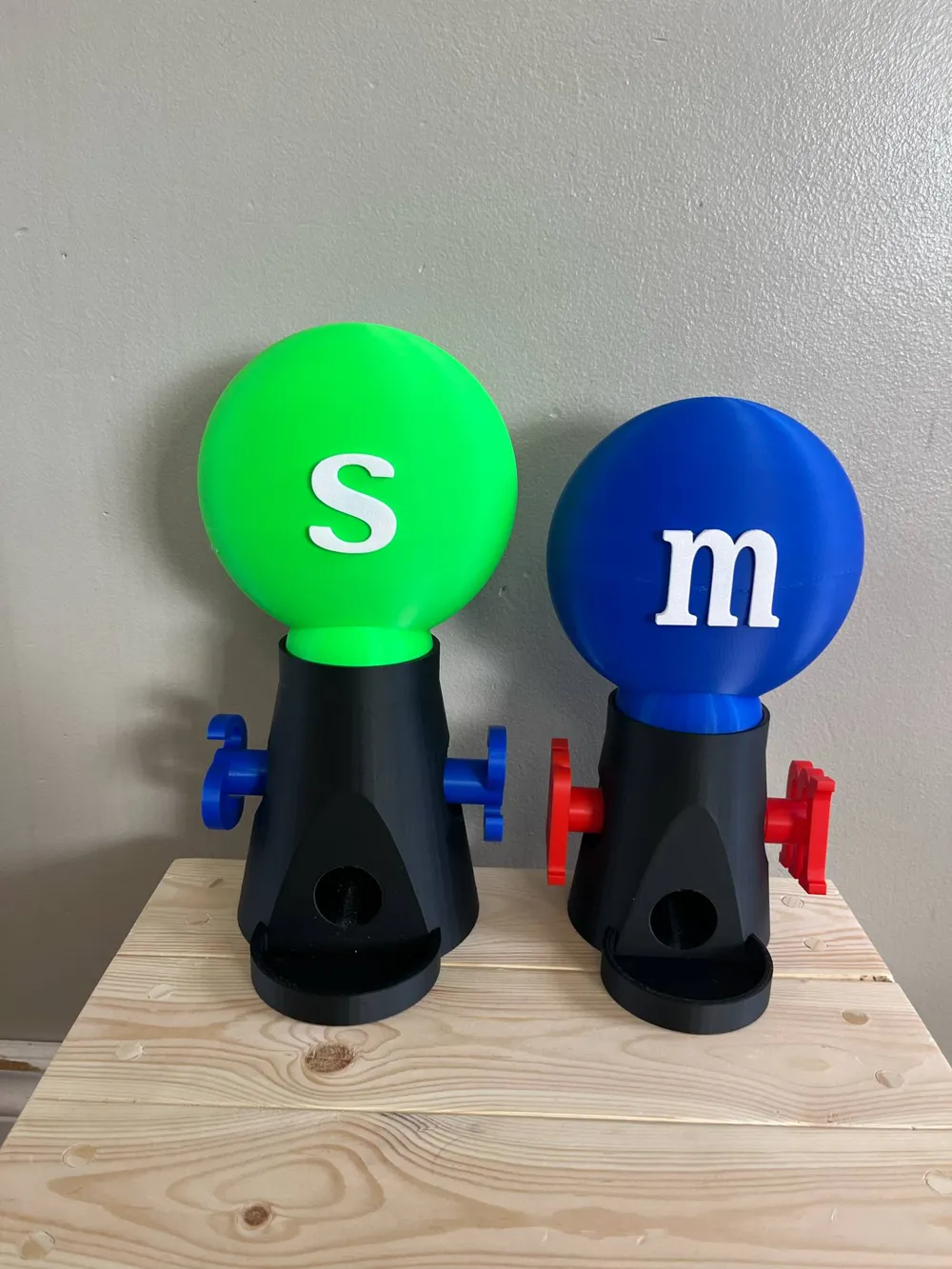 Candy Dispenser ( Skittles & MMs ) by ZK3D MakerWorld: Download Free 3D ...