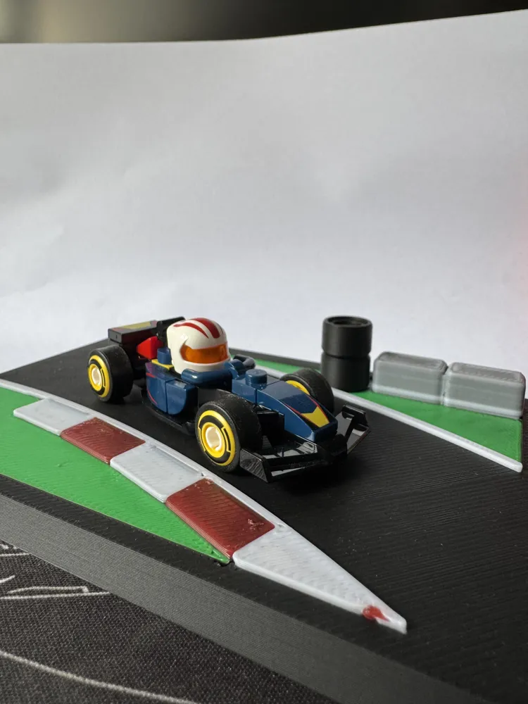 Formula one diorama champions mini by m1r4g3 MakerWorld: Download Free ...