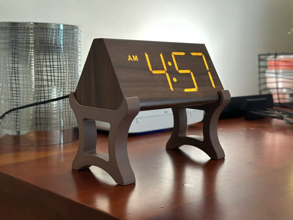 Alarm clock riser / stand - parametric height! by HamAndChris ...