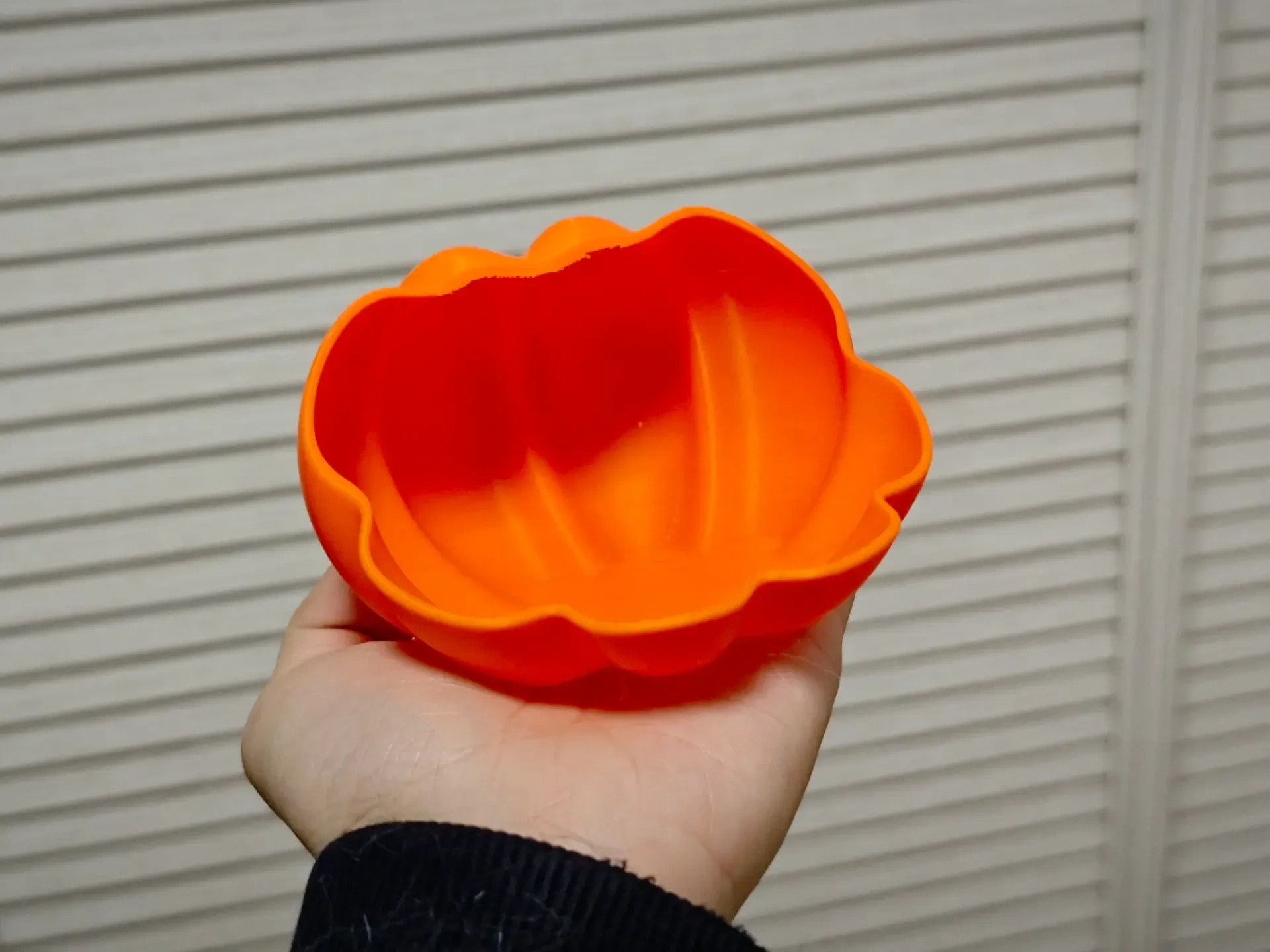 Angled Pumpkin Bowl by AtamiSquare - MakerWorld