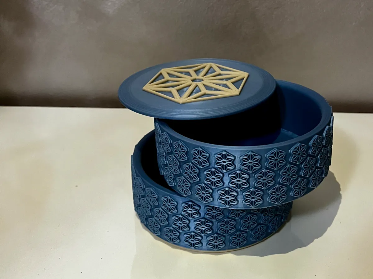 Textured round box - Free 3D Print Model - MakerWorld
