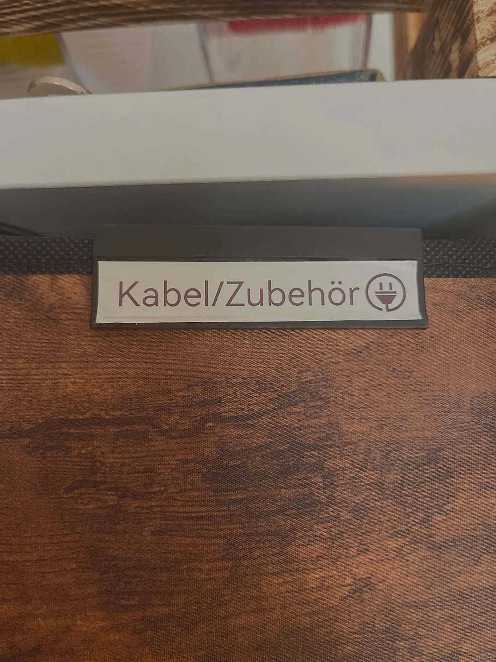 Clip-On Label Holder for Fabric Boxes - Free 3D Print Model - MakerWorld