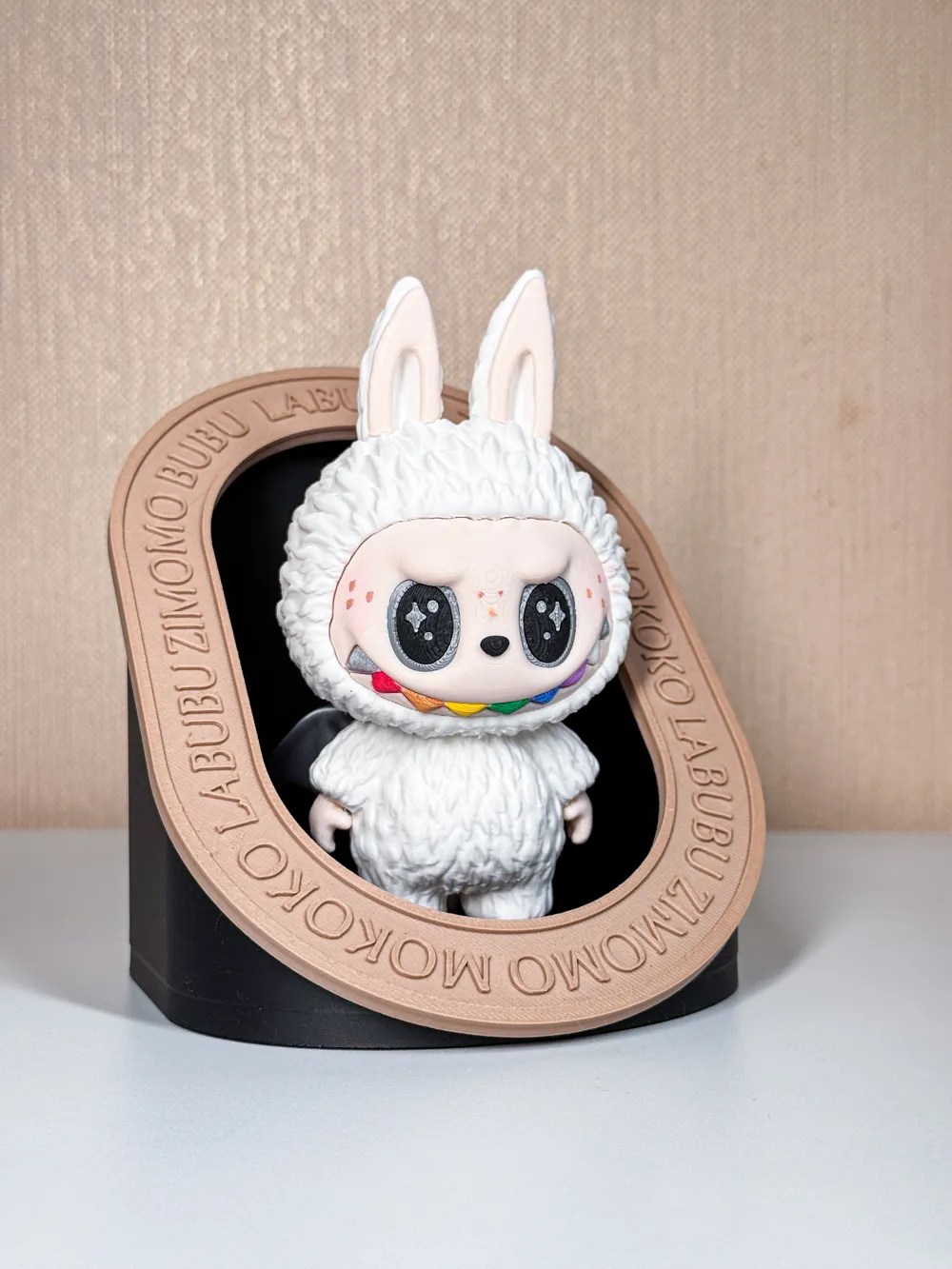 Stunning! A 3D-printed magnetic display stand and storage box—a three ...