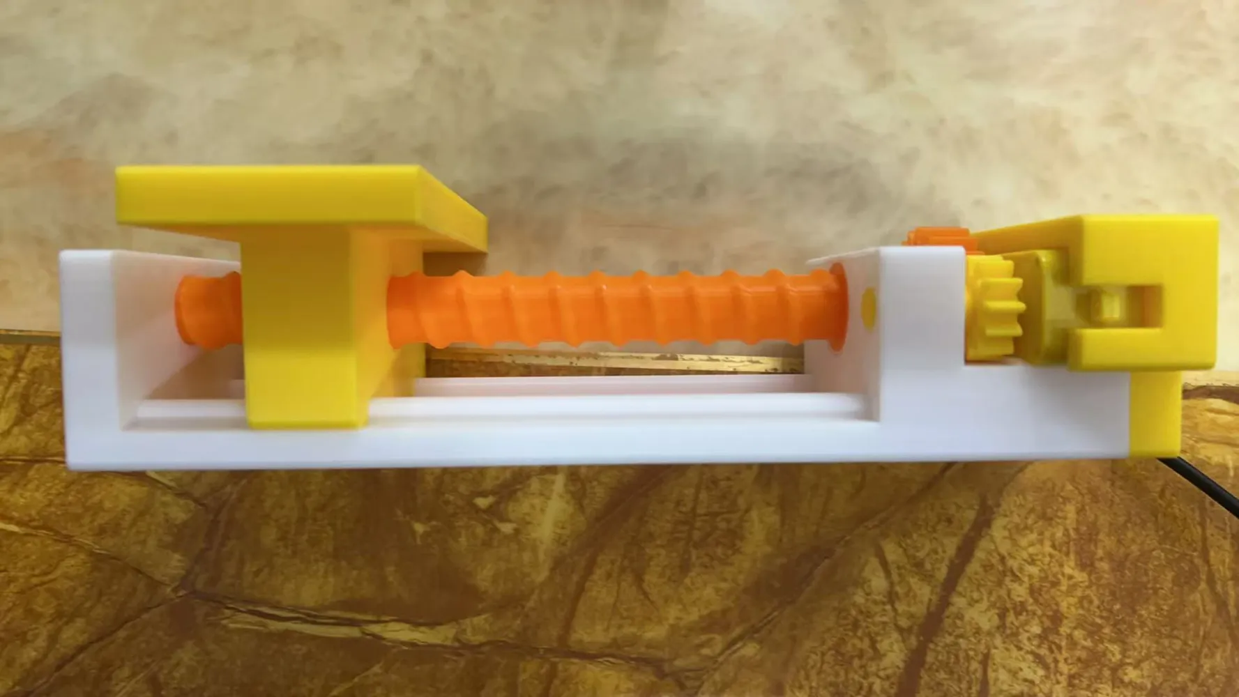 Mini Lead Screw Linear Actuator - Free 3D Print Model - MakerWorld