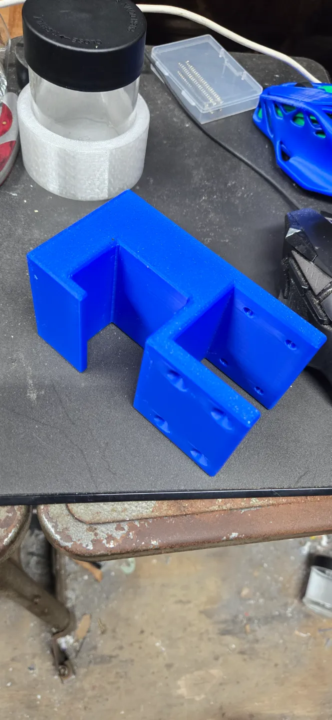 Longer Ray5 Rafter Mount by biggie135 - MakerWorld