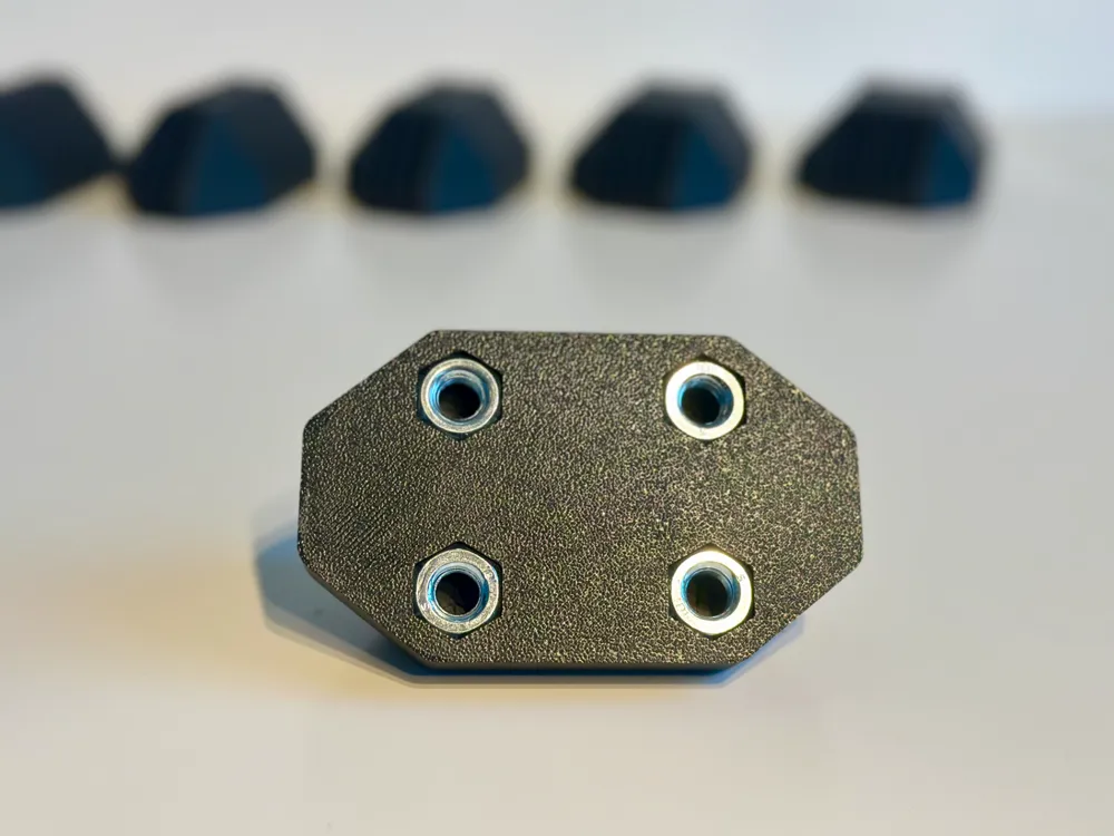 Build plate holder for 3 Bambu Lab build plates by Westeros Designs ...