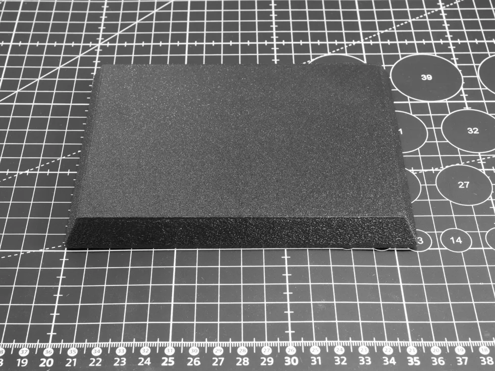 DISPLAY BASE - SMALL SIMPLE scale model 160x120mm by cmykpyk MakerWorld ...