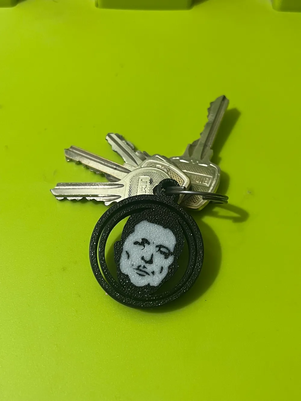 zelensky gyro keychain by kobosiek - MakerWorld
