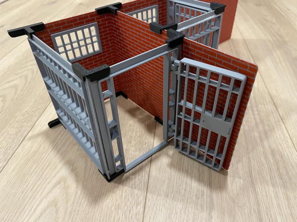 Miniature Jail by 2PIS87 - MakerWorld