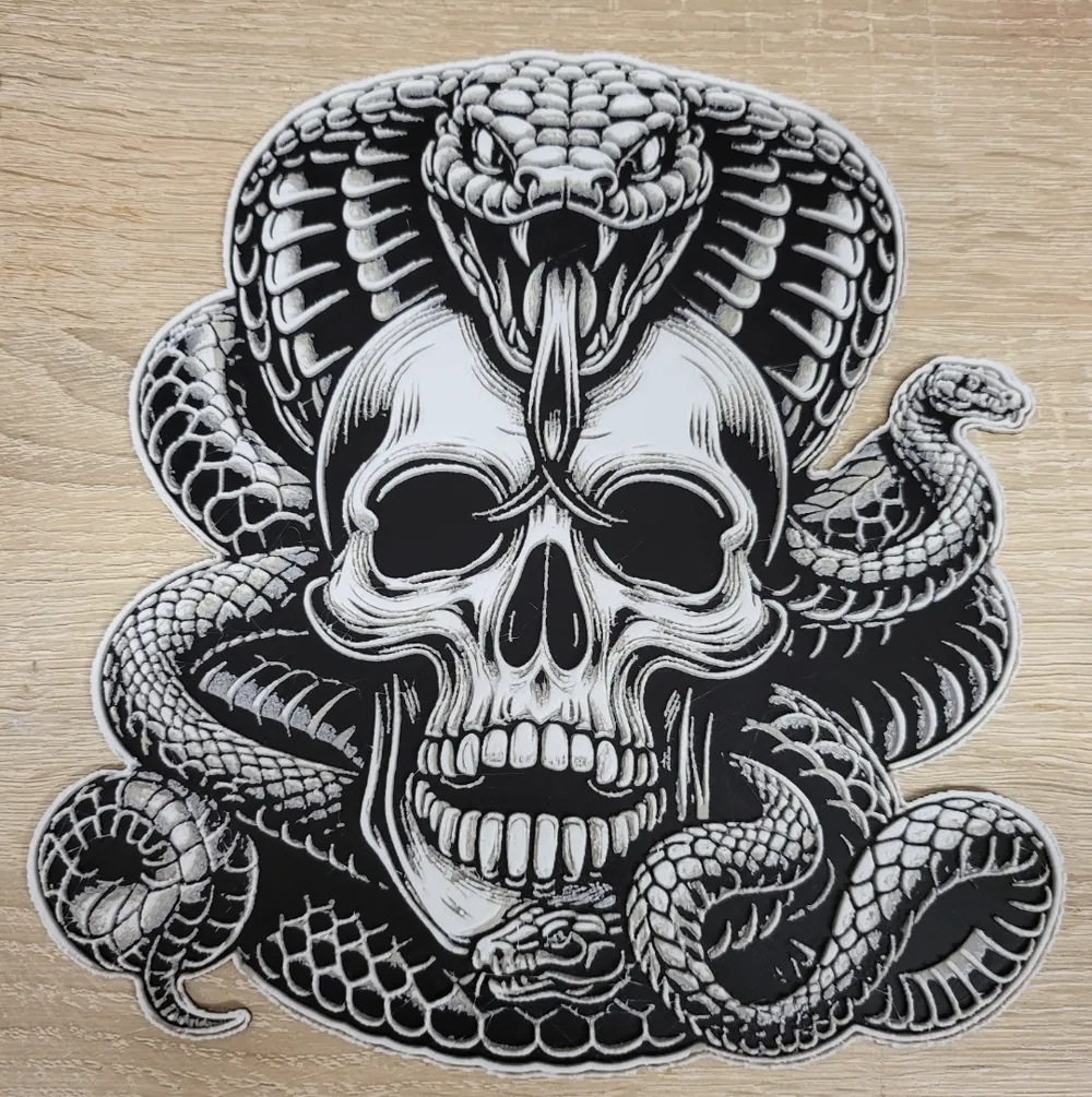 Kobra with Skull by aobens - MakerWorld