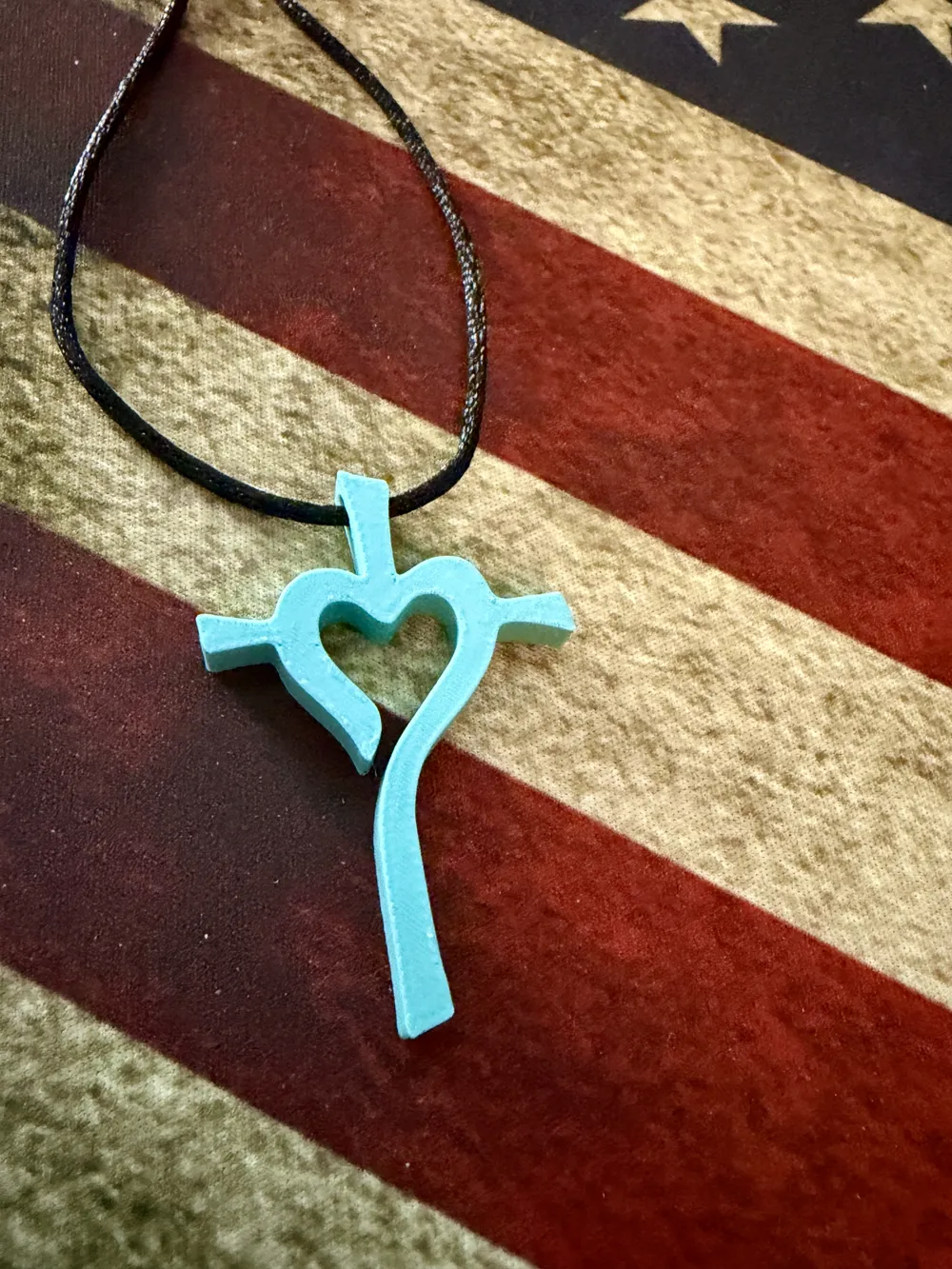Heart Cross Pendant - Free 3D Print Model - MakerWorld
