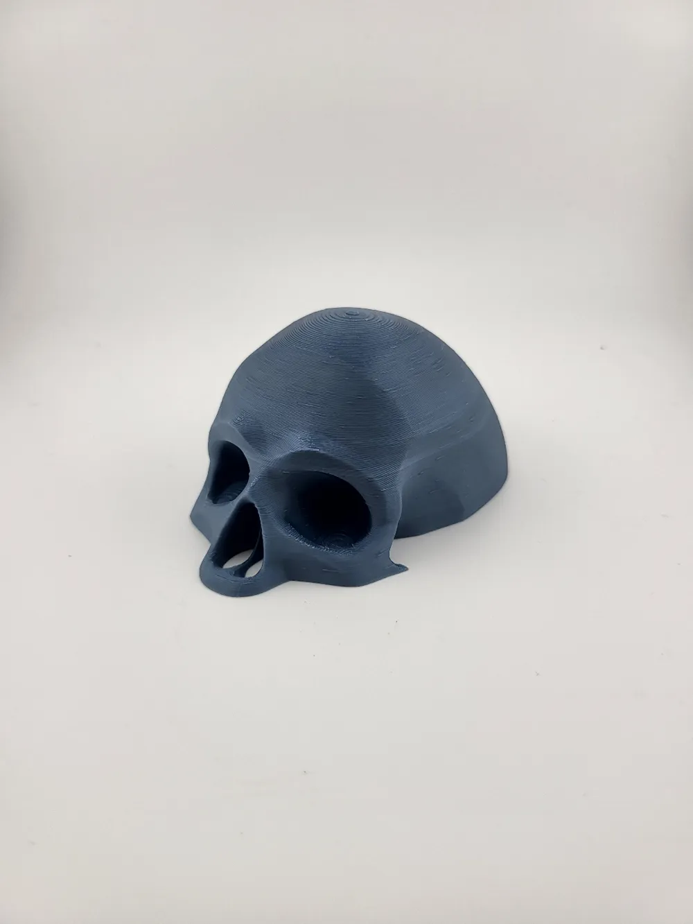 Skull drowning sculpture by Mad power - MakerWorld