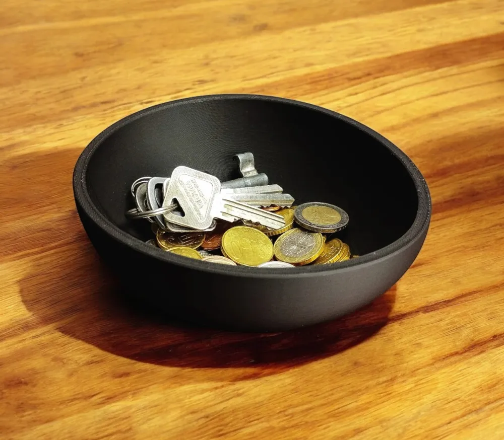 Key and Coin Catcher Bowl "Crooked Egg" by Deltaprints - MakerWorld