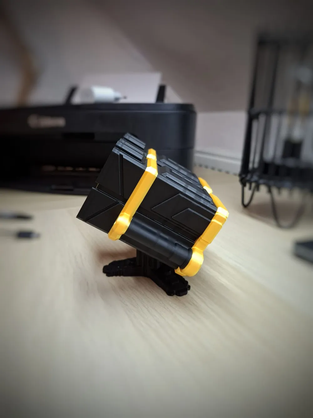 Penholder Rocket Launcher by Jonas MakerWorld: Download Free 3D Models