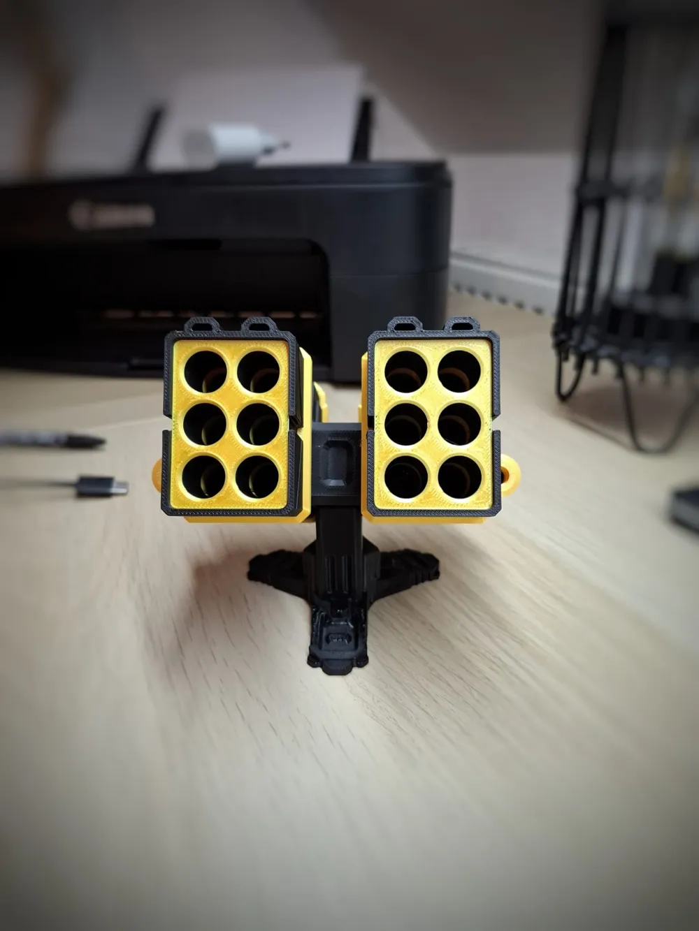 Penholder Rocket Launcher by Jonas - MakerWorld