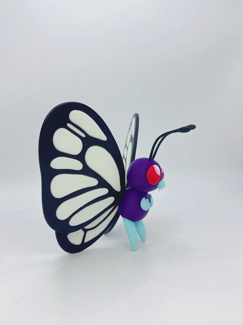 Pokédex 012 Butterfree (butterfree) montagem colorida por ...