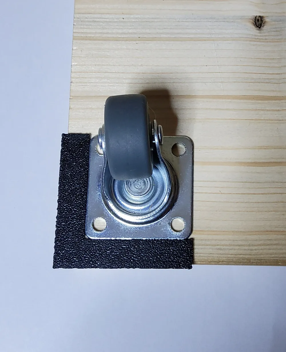 Mounting bracket for 30 mm caster wheel by WB.Peter MakerWorld ...