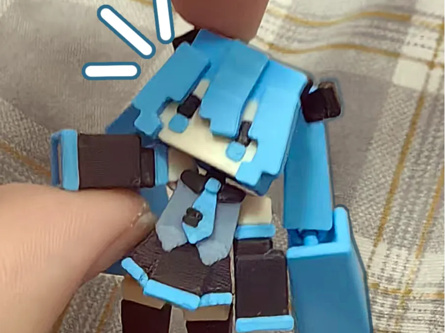 Pixel Hatsune Miku Gelenkpuppe – Kostenloses 3D-Druckmodell – MakerWorld