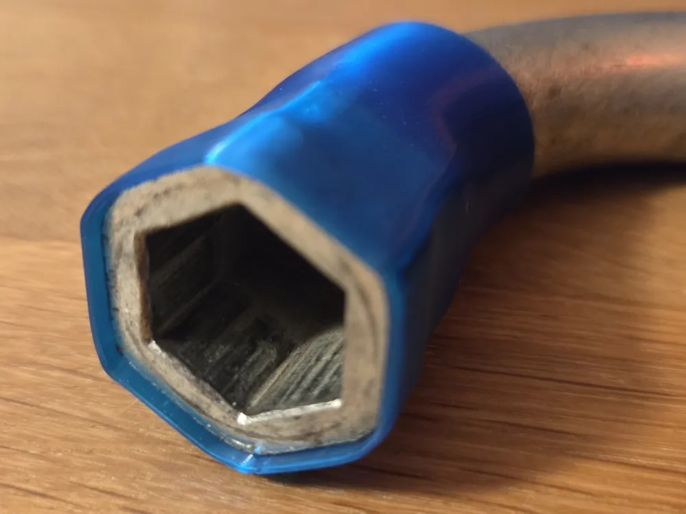 Wheel protector for VW wheelbrace 17mm - Free 3D Print Model - MakerWorld