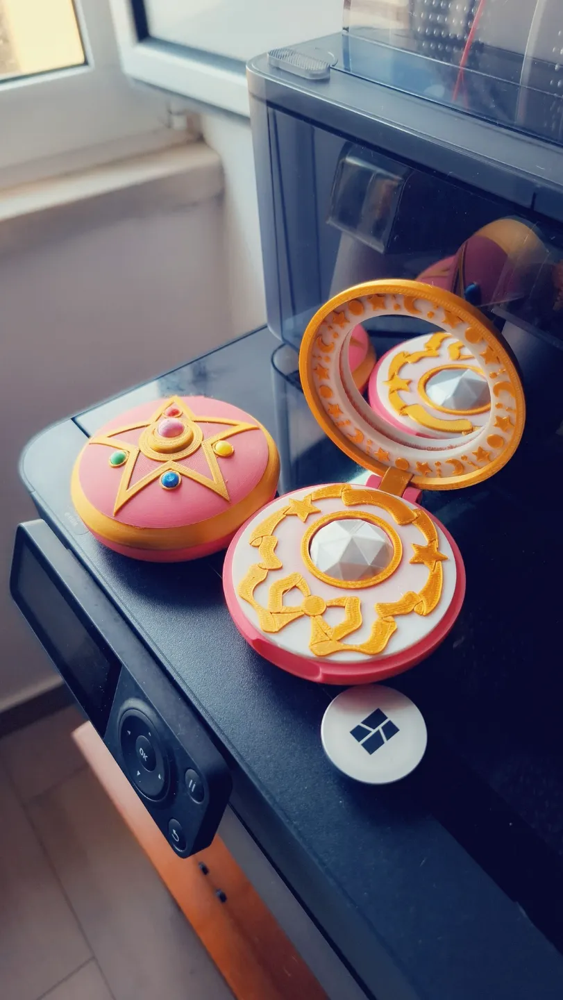 Sailor Moon Mirror Compact. by s_branquinho MakerWorld: Download Free ...